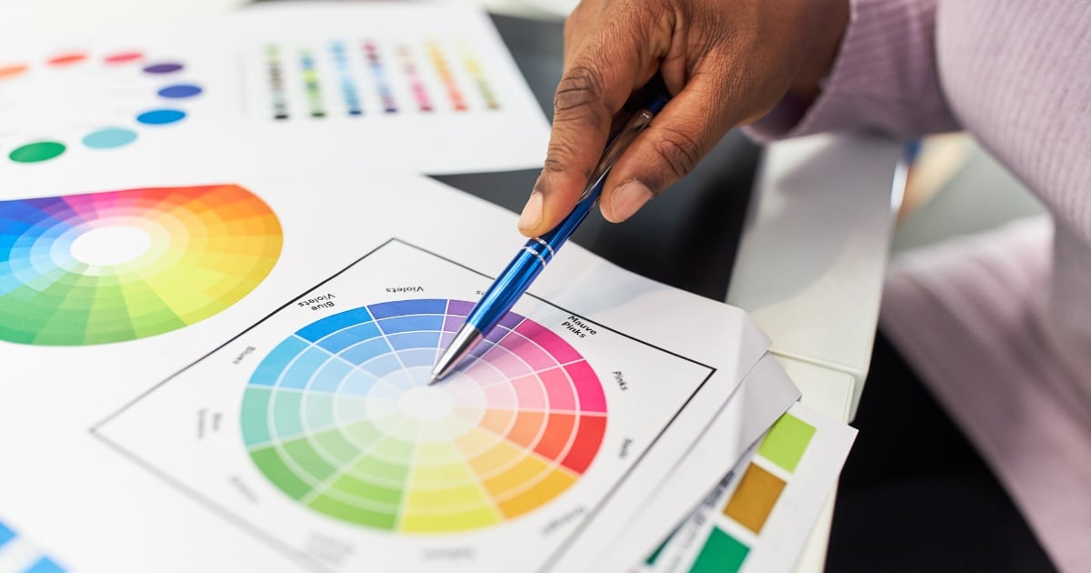 How to Choose the Best Color Palette for your Logos?